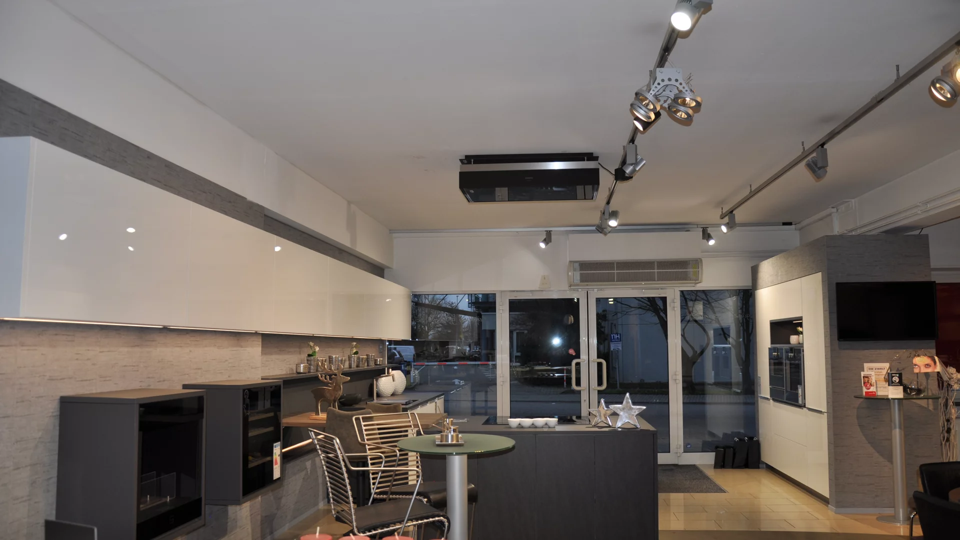 HÄCKER - Systemat AV2130 Kristallweiß Hochglanz Lack | Küche4you Viernheim